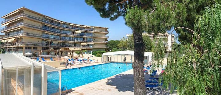 Beau Studio Meublé à 50 M  Plages - Saint-Laurent-du-Var