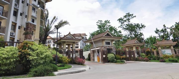 2-bed Room One Oasis Condo Unit (For 4-5 Guests) - Cebu City