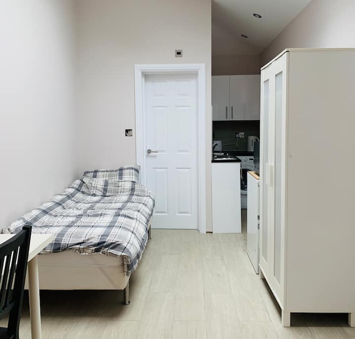 Feltham Holiday Rentals & Homes - England, United Kingdom | Airbnb