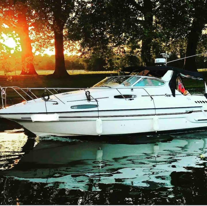 Stylish 2 Bedroom Boat On The Thames River - Wallingford