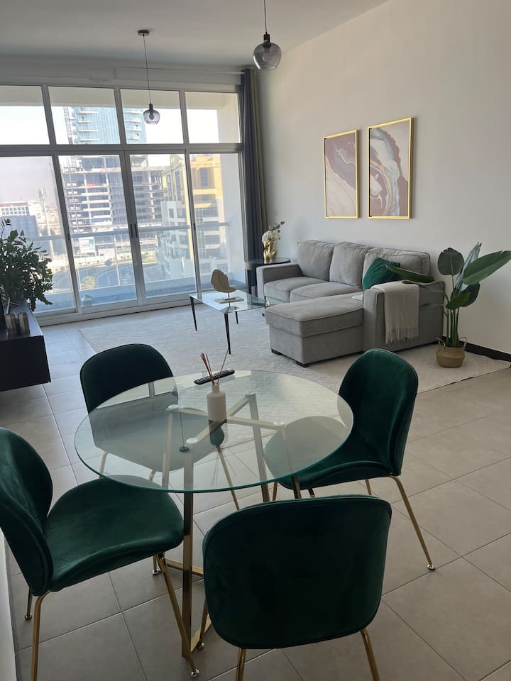 Specious 1 Bd Close To Sea ( Jumeirah) - 