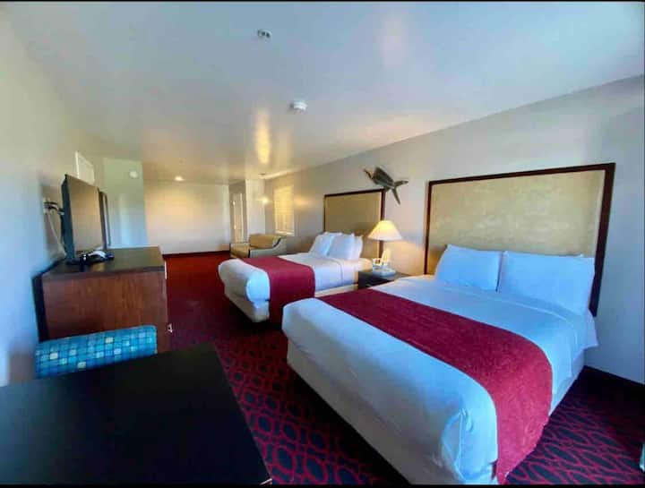 Serendipitous 2queen Room Just Steps To The Shore - Cayucos, CA