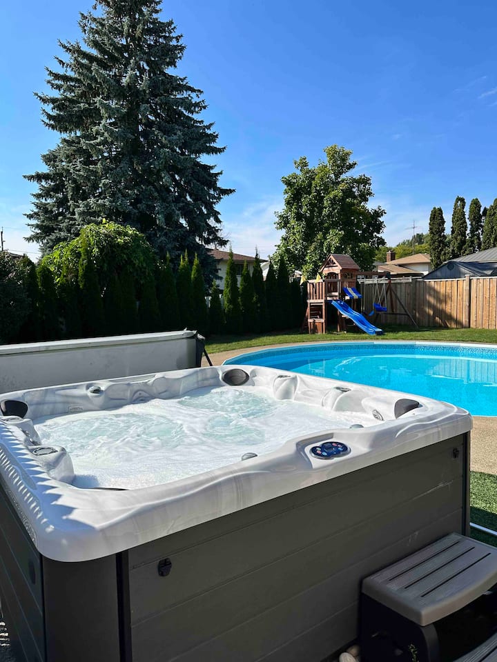 Luminous Cottage With Hot Tub And Pool - Niagara-on-the-Lake