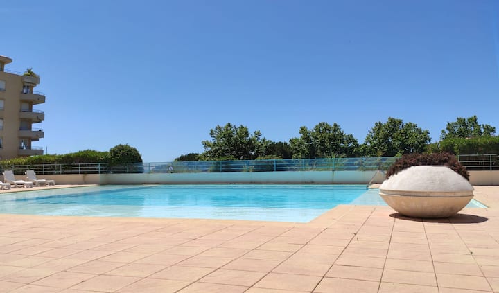 Superbe Appart Front Mer Piscine Parking Climatisé - Antibes