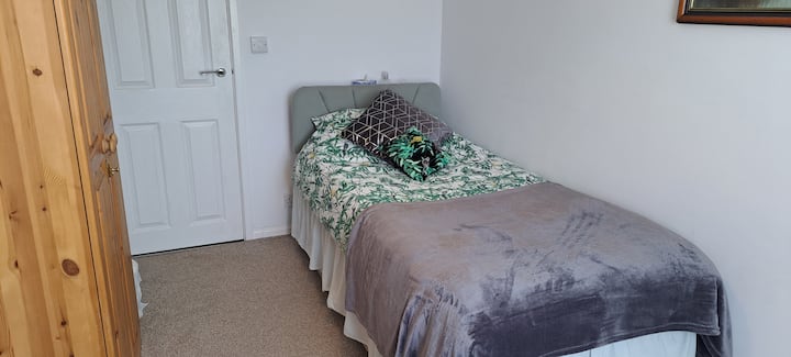 Ensuite Bedroom On Ground Floor, Mid Cornwall - Portreath