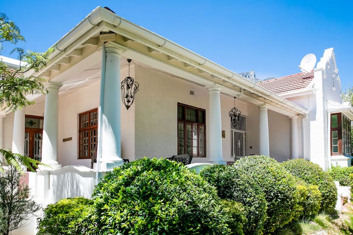 Luxury Spacious Family 2bed In Gardens - Serviced - Cape Town