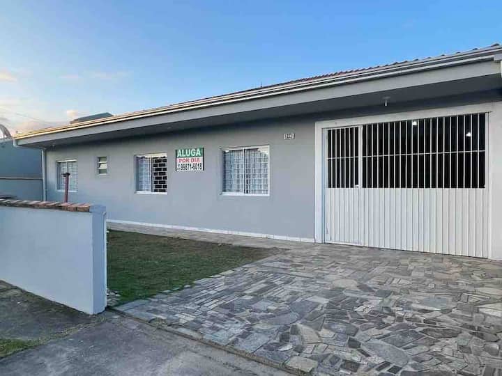 Casa Aconchegante Em Guaratuba Pra Toda Família - Guaratuba