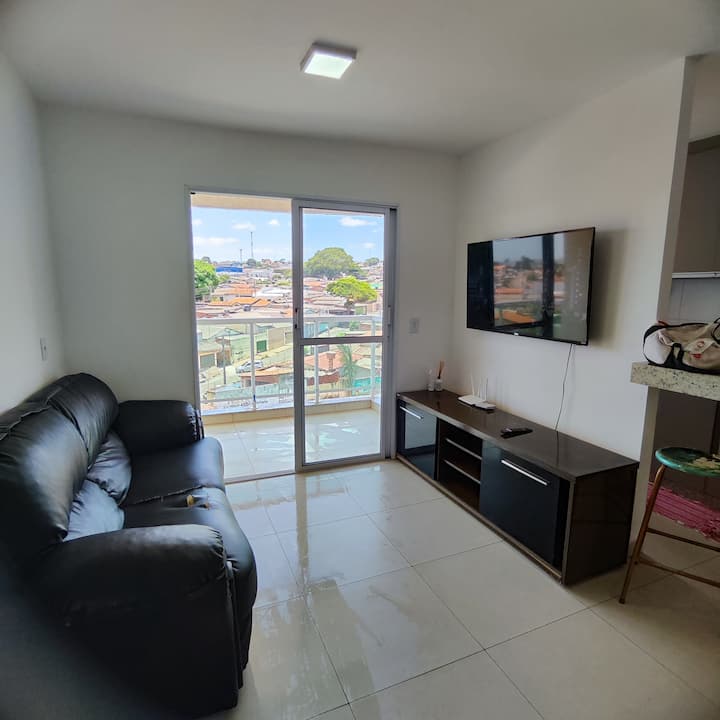 Apê Confortável, Vila Formosa 2 Qt, Ar, Mercadinho - Anápolis