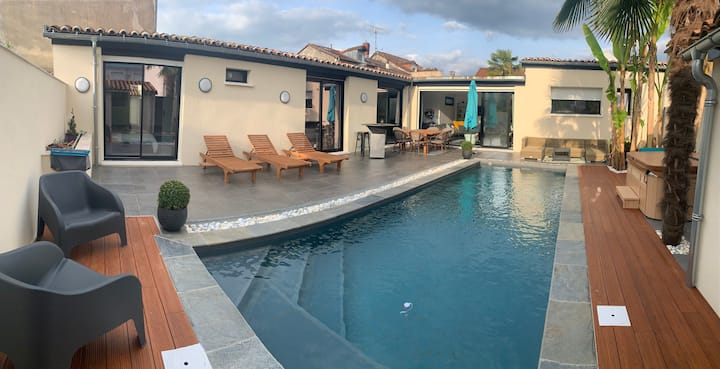 Villa D’exception Avec Piscine Et Spa En Périgord. - Périgueux