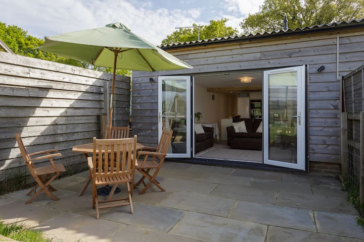 'Louisa's Cottage'- Beautiful Family Accommodation - Petersfield
