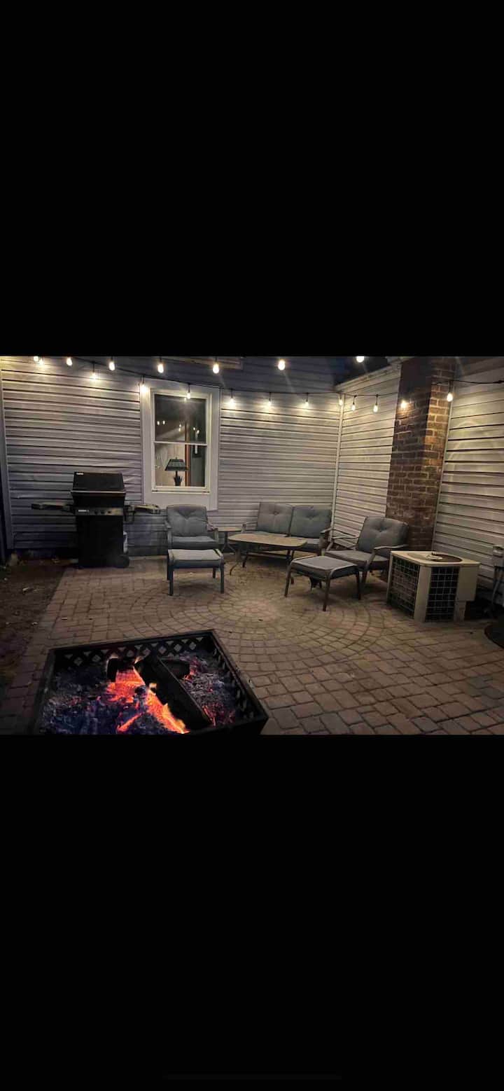 99% Five Star Reviews + No Cleaning Fee! - Livonia, MI