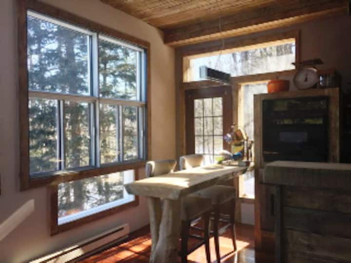 Cozy Chalet à Piedmont - Mont-Gabriel, QC