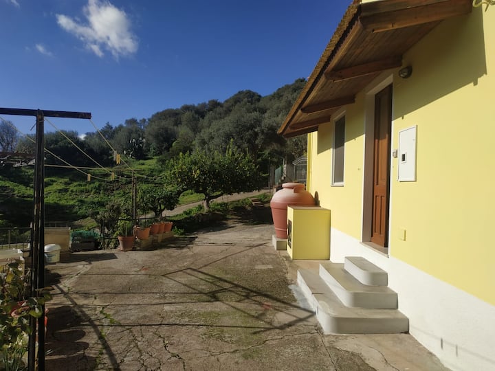 Casa Antonietta - Casa Vacanze A Teulada - Teulada