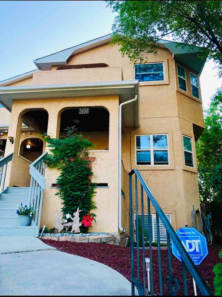 Comfy Home For 10 In The Heart Of Co Attractions! - Manitou Springs, CO