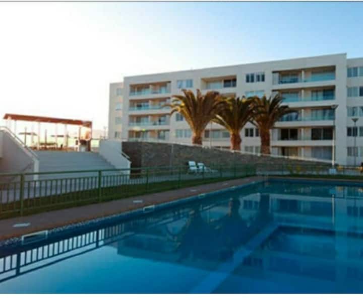 Departamento De 3 Piezas, Con Vista Al Mar - La Serena