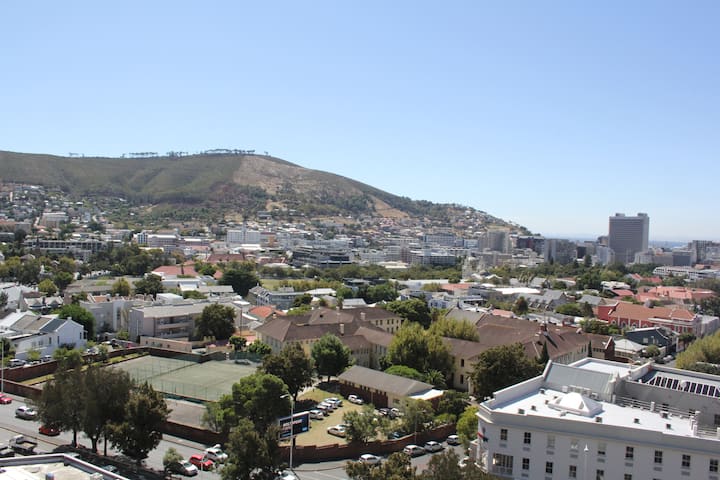 Uninterrupted Cape Town City Views - Camps Bay