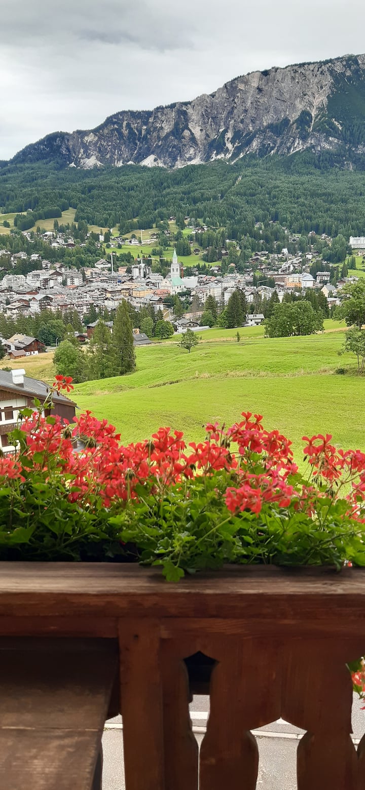 Suite Gilardon Piccolo Attico Panoramico - Cortina d'Ampezzo