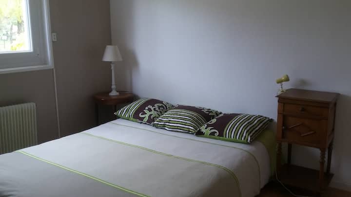 Chambre N°1  Chez Particulier - Pérouges