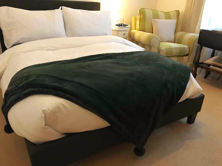 Central Cosy Self Contained Serviced In St Albans - St Albans