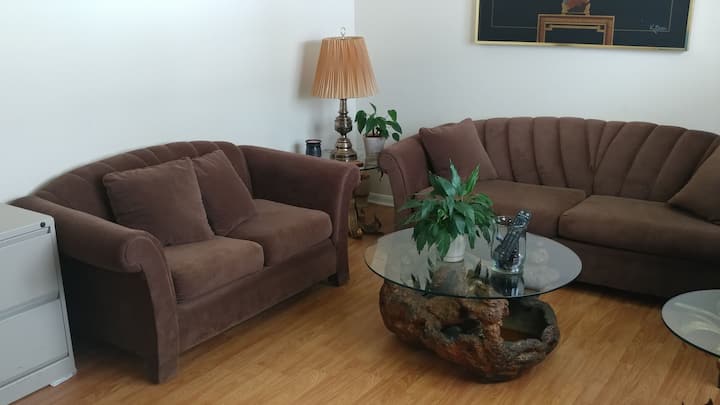 Practically Whole House For Cost Of A Private Room - Lexington, KY