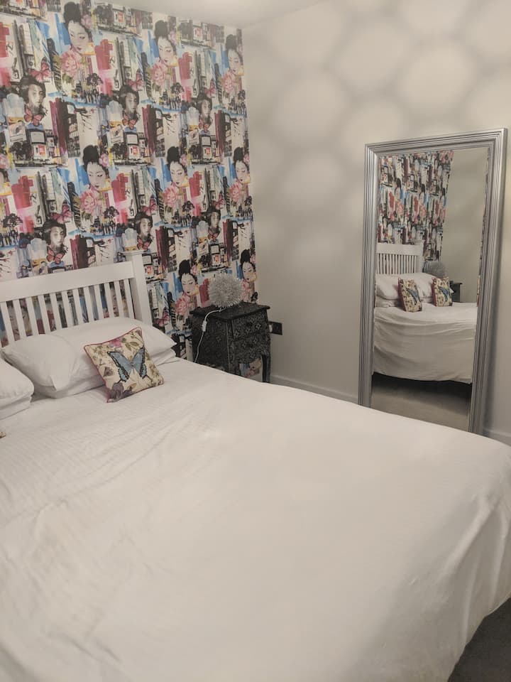 Private Unit With En Suite - Campton