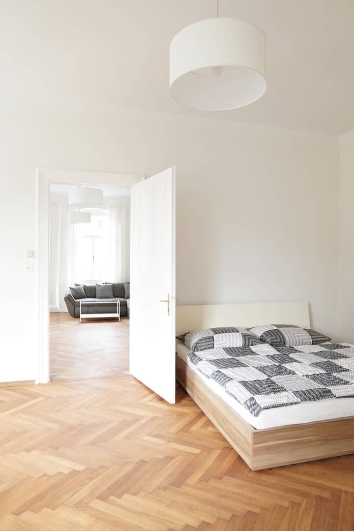 Moderne Villen-wohnung Mit Seeblick - Gmunden