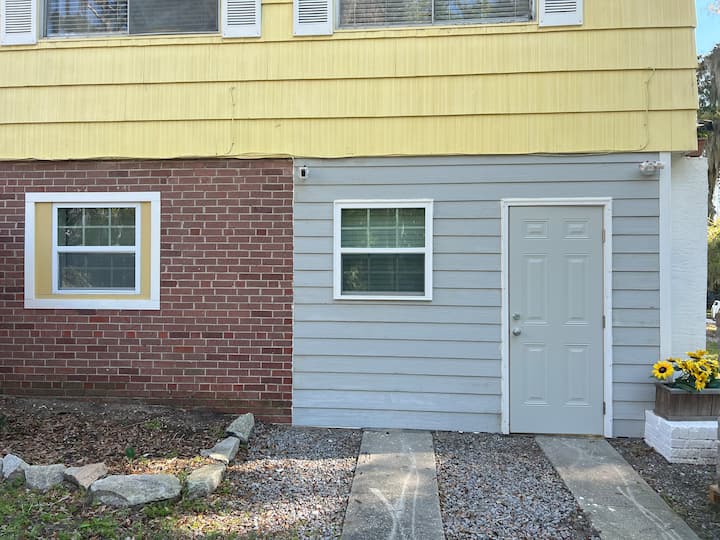 Bootsie's Place! - Port Royal, SC