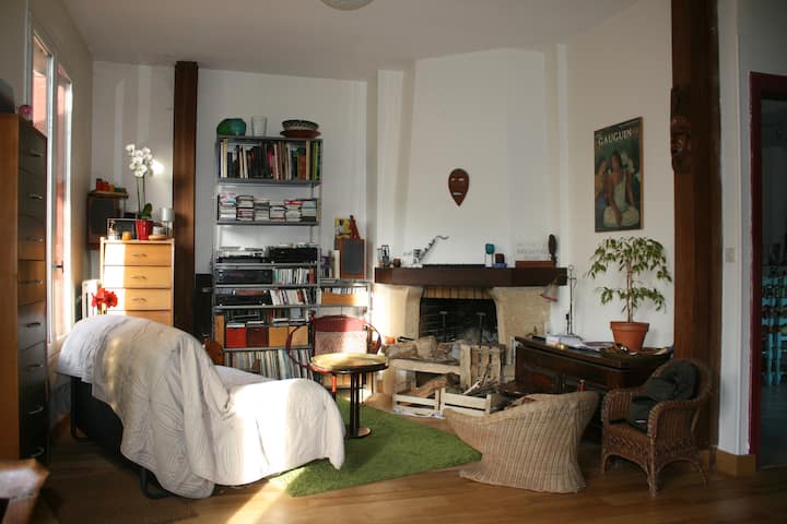 Maison Charmante Calme Proche Métro - Montreuil