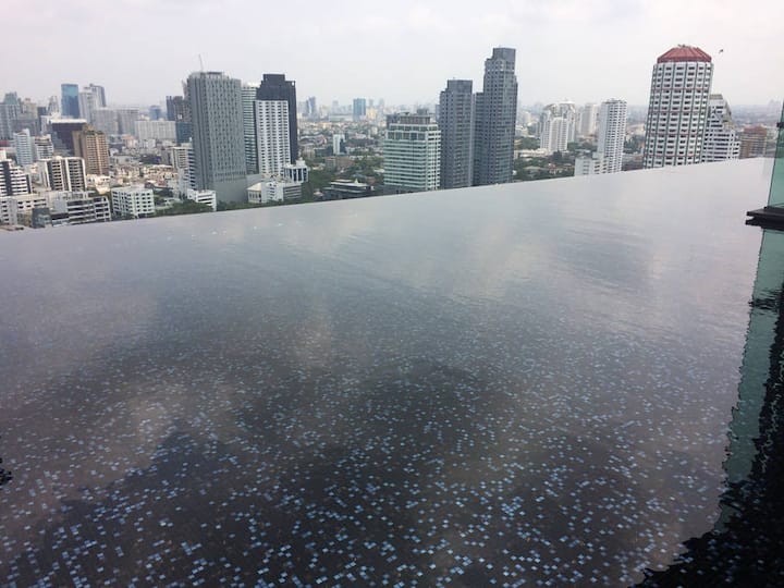 Bangkok Sukhumvit, Min Walk Thong Lo Bts Sky Train - Bangkok