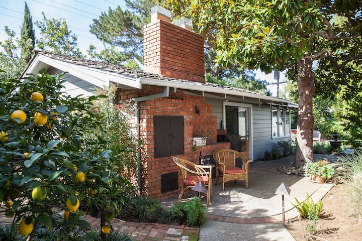Spacious Guest Cottage - マウンテンビュー, CA