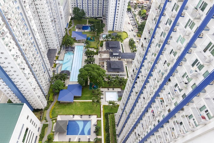 Sky Tower 3  Grass Condo - Quezon City