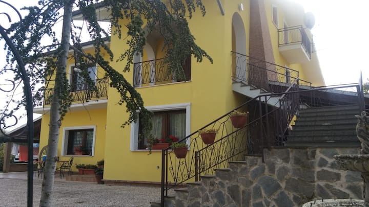 Casa In Campagna X Famiglie E Gruppi  Di Amici - Abruzzo