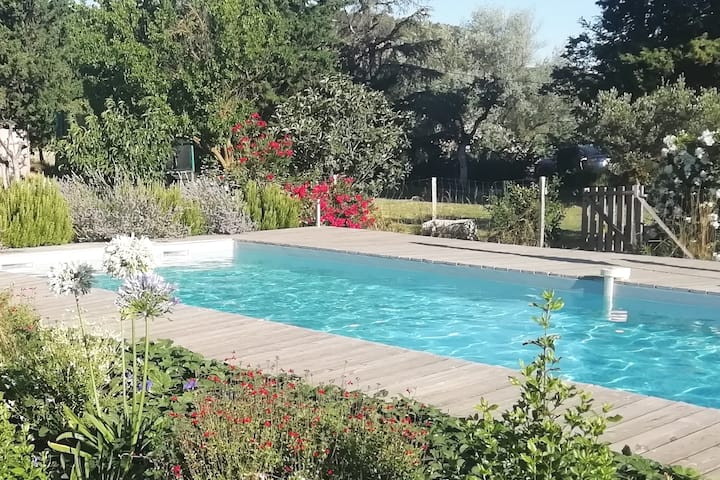 Mas Avec Grande Piscine Entre Avignon Et St Rémy - Graveson
