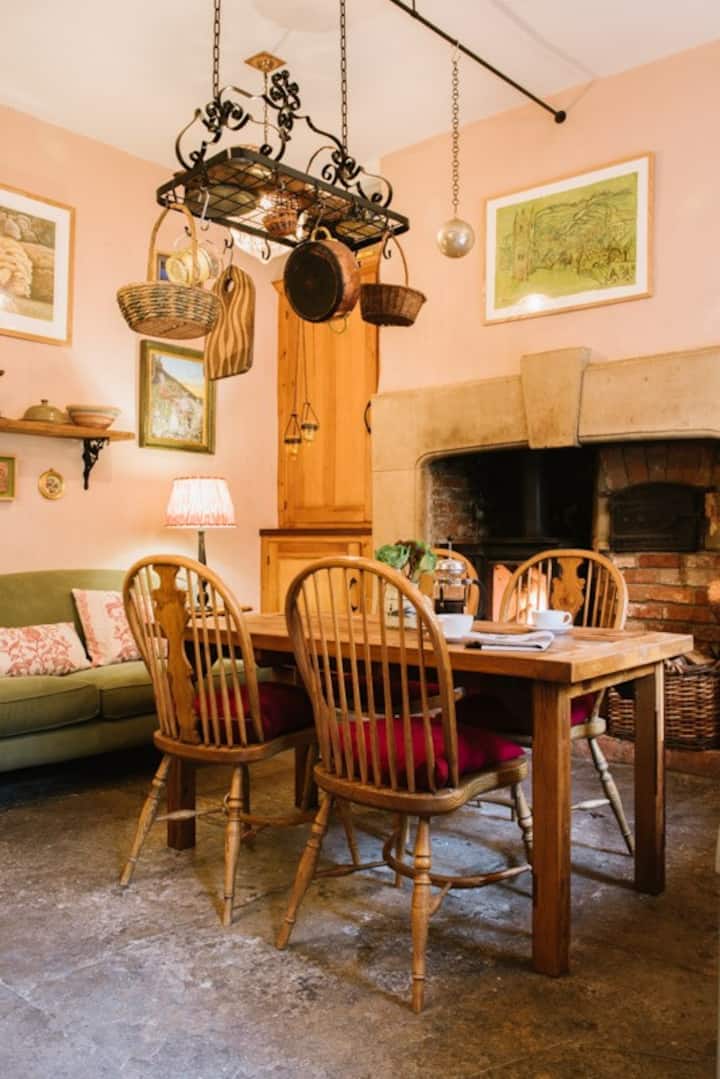 Entire Floor In The Old Bank House - Bruton