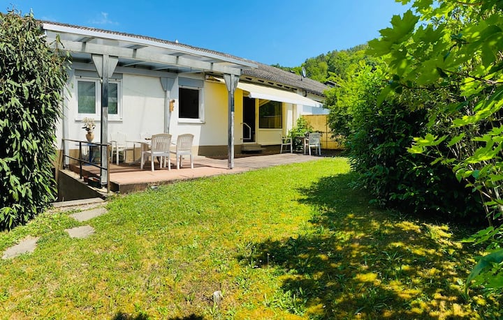 Wohnung Mit Terrasse Und Garten Für 2 - 4 Personen - Mosbach