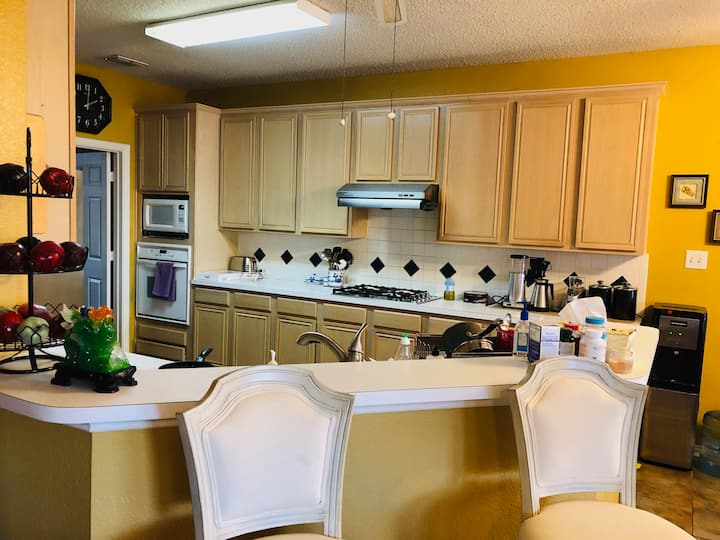 Spacious Master Br W/private Bathrm In West Plano - Plano, TX