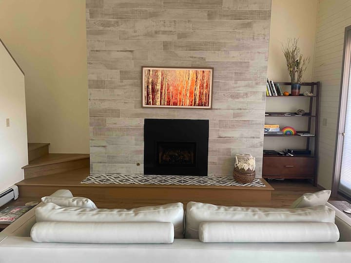 Summit Sanctuary At Buffalo Mountain| 3br & 3ba - Silverthorne, CO