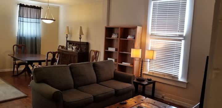 The Maria. Spacious Eclectic Apartment - Dalat