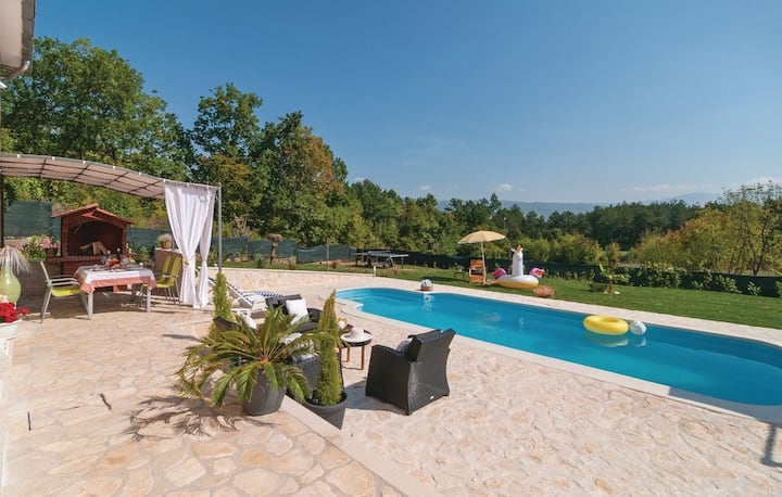 Apartman Botanica With Pool - Sinj