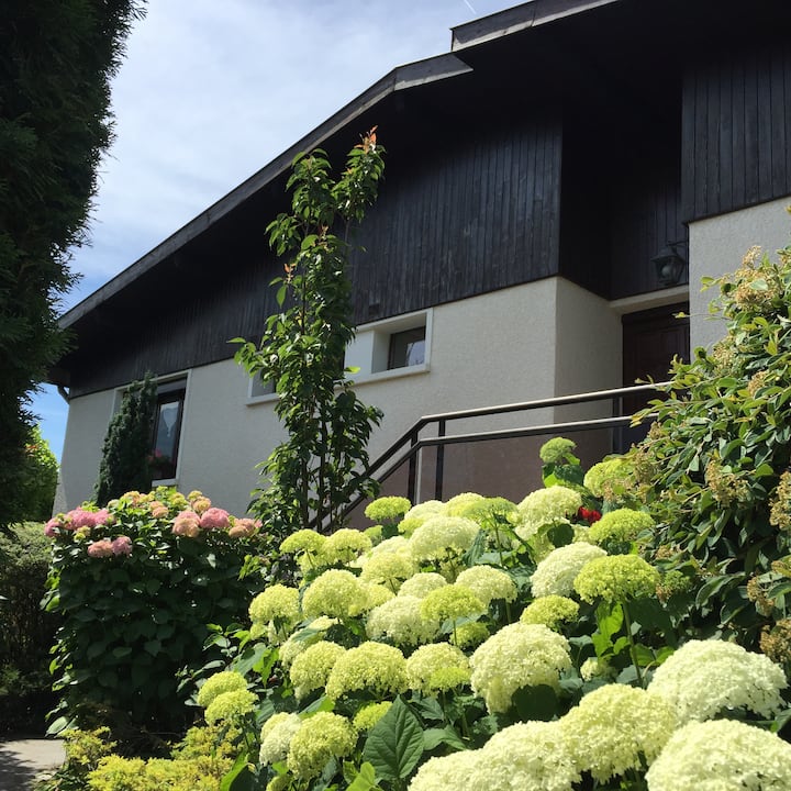 La Maison Des Pêcheurs, Familiale, Au Pied Du Lac - Annecy