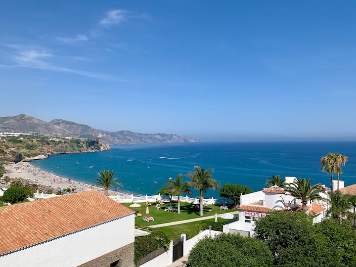 35 Nice Apartment, Big Pool Garden And Sea View - Nerja