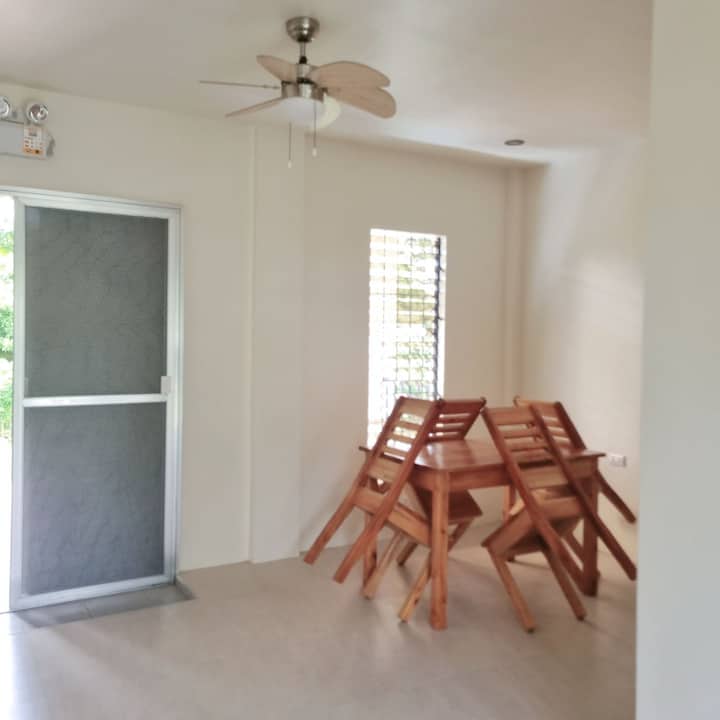 Beautiful Two Story House In Dauin Art Village - Zamboanguita
