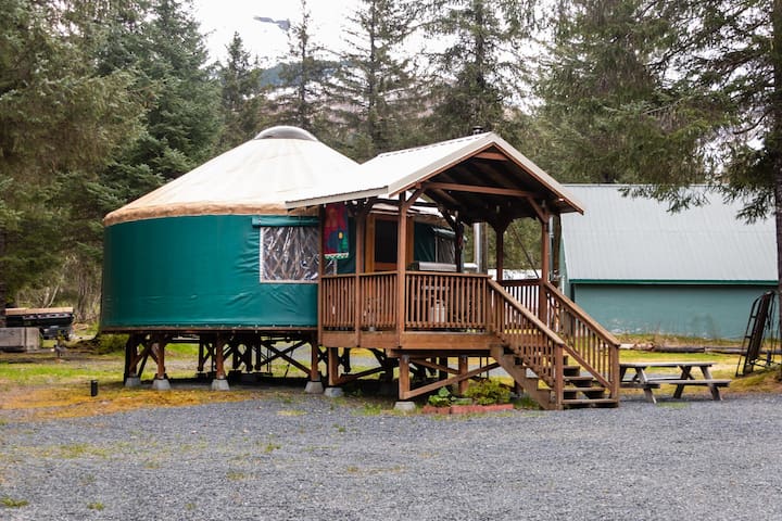24 Ft. Modern Yurt # 2 - Yurts for Rent in Seward, Alaska, United States