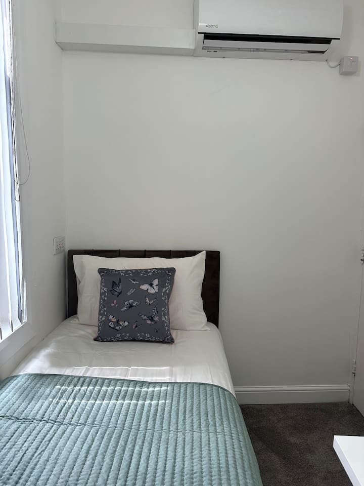 H- Single Bedroom In King's Cross St Pancras - London