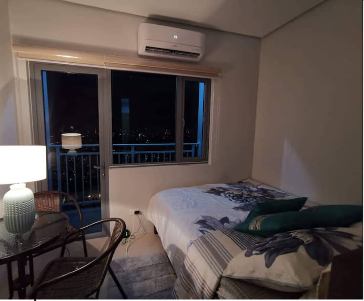 Modern Penthouse Unit - Grass Residences Tower 4 - Quezon City