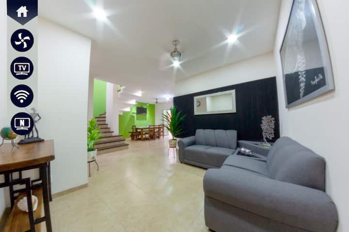 Private Home 4bdrm Ac/wifi Garage & Great Location - Puerto Vallarta