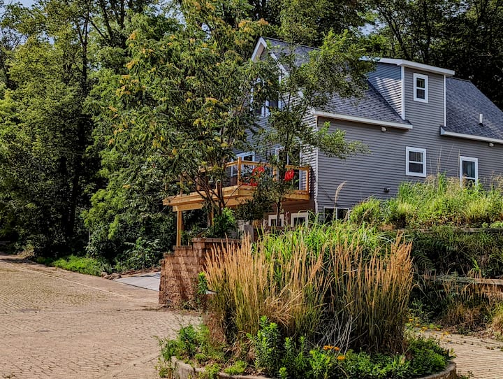 New Listing! 2022 Home - 5br Short Walk To Beach! - New Buffalo, MI