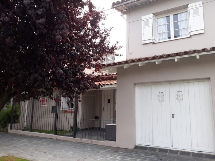 Casa Pleno Centro Para 8 - Miramar