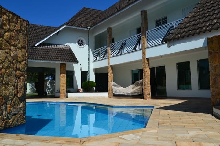 Casa Com Piscina, 3 Suítes, Centro De Peruíbe - Peruíbe