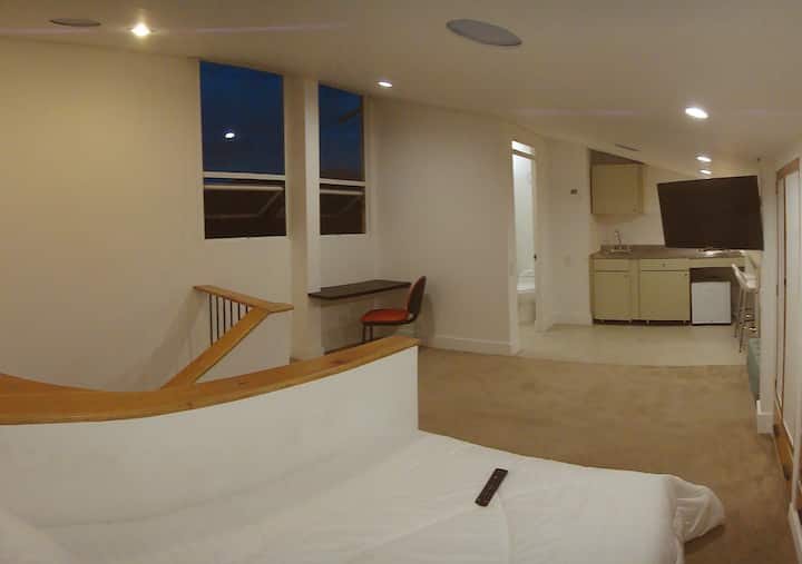 Apartaestudio Movistar, Campín, Embajada, Salitre. - Bogotá